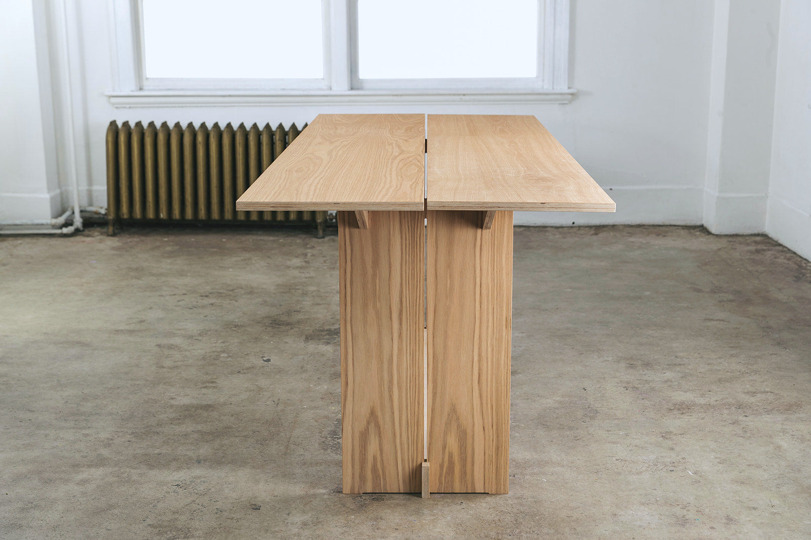 Ezra Dining Table